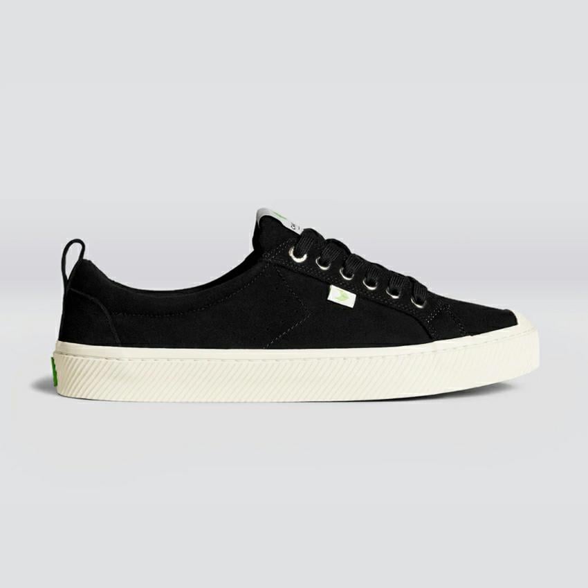 Cariuma Oca Low Suede Unisex BLACK - Southern Man